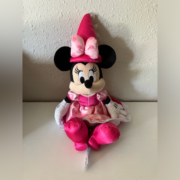 Disney | Toys | Minnie Mouse Princess Plush Toy | Poshmark